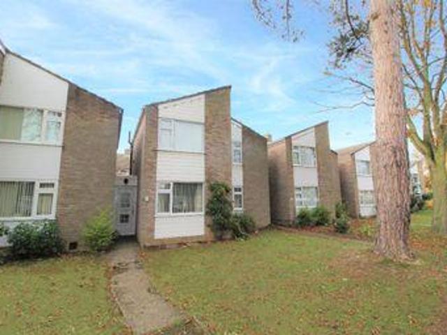 3 Bedrooms Link detached house for sale in Spruce Walk, Kempston, Bedford MK42