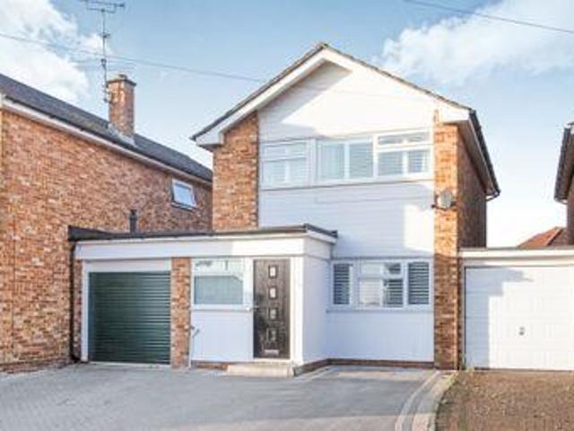 3 Bedrooms Link detached house for sale in Sunrise Avenue, Broomfield, Chelmsford CM1