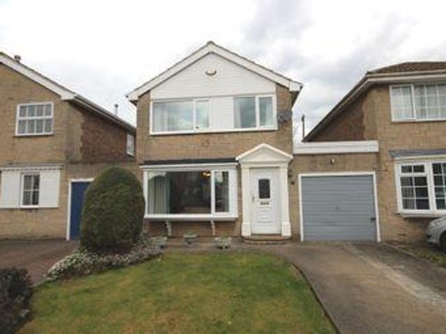 3 Bedrooms Link detached house for sale in Patterson Court, Wrenthorpe, Wakefield WF2