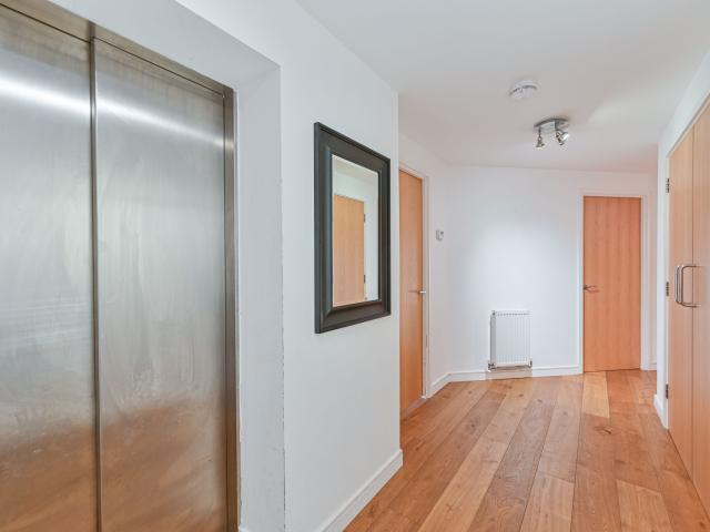3 Bedrooms Penthouse for Rent in Seren Park Gardens | Foxtons