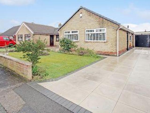 3 Bedrooms Semi detached bungalow for sale in Aspen Grove, Paddington, Warrington WA1