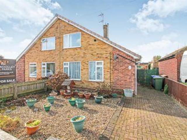 3 Bedrooms Semi detached bungalow for sale in Highfield Avenue, Driffield YO25