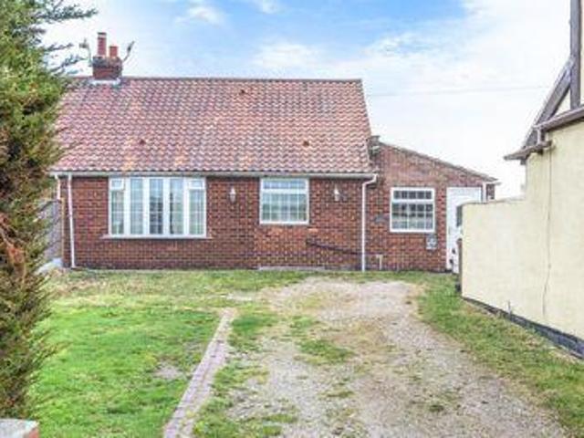 3 Bedrooms Semi detached bungalow for sale in Moor End, Holme On Spalding Moor, York YO43