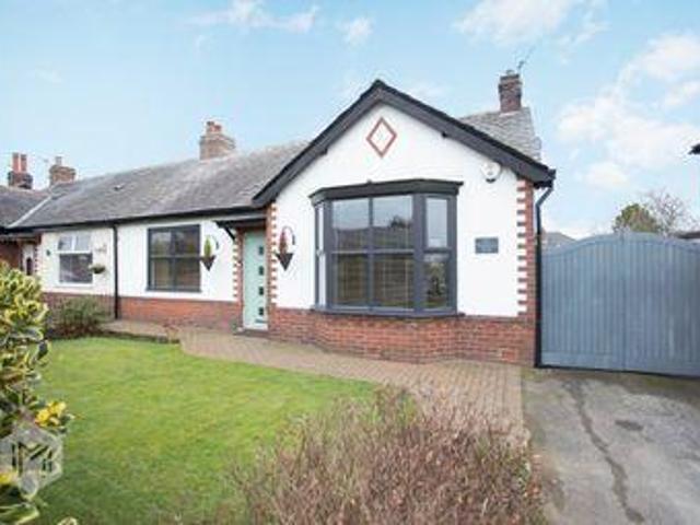 3 Bedrooms Semi detached bungalow for sale in Manchester Road, Over Hulton, Bolton BL5