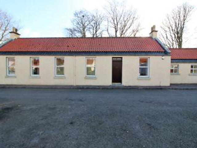 3 Bedrooms Semi detached bungalow for sale in Plantation Row, Kirkcaldy KY1
