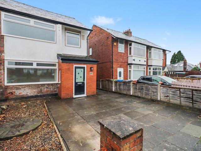 3 Bedrooms, Semi Detached House