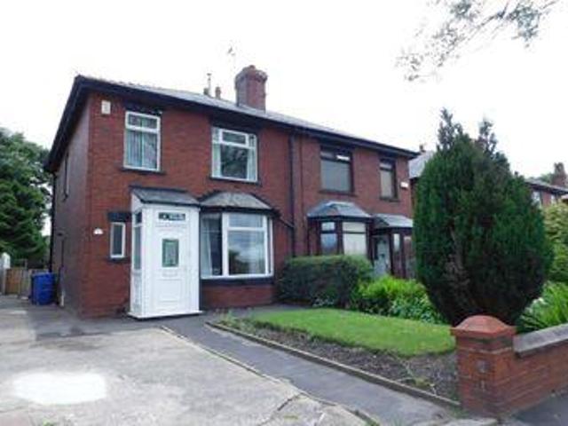 3 Bedrooms Semi detached house for rent in Countess Lane, Radcliffe, Manchester M26