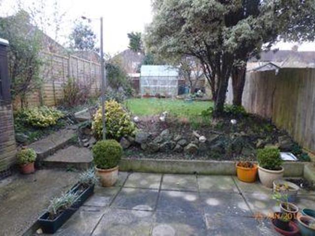 3 Bedrooms Semi detached house for rent in Cowper Street, Luton LU1