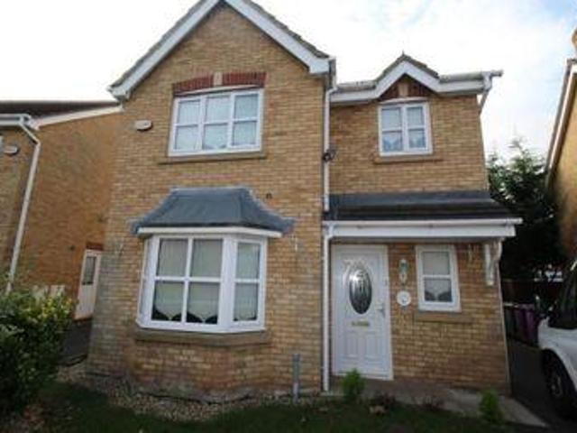 3 Bedrooms Semi detached house for rent in Colonel Drive, Liverpool, Merseyside L12