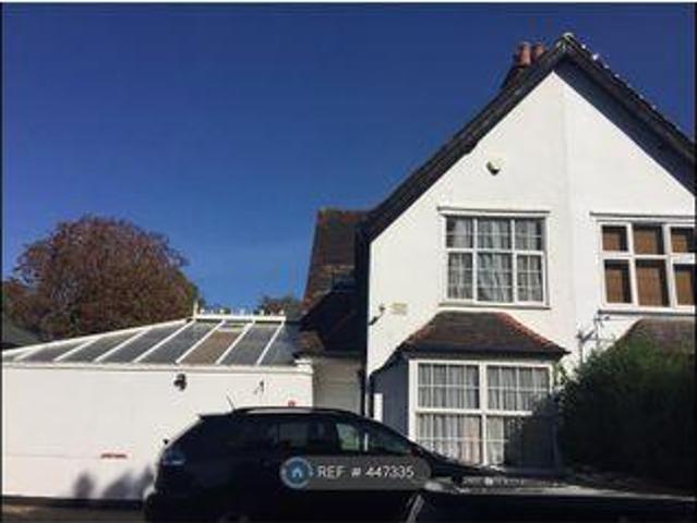 3 Bedrooms Semi detached house for rent in Colmer Place, Middx HA3