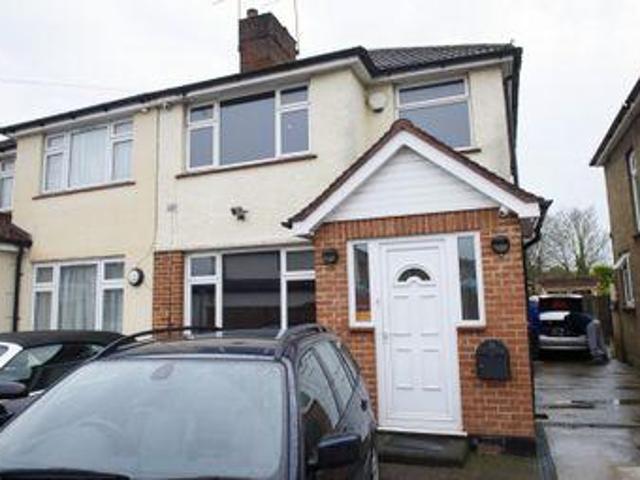 3 Bedrooms Semi detached house for rent in Coronation Road, Hayes UB3