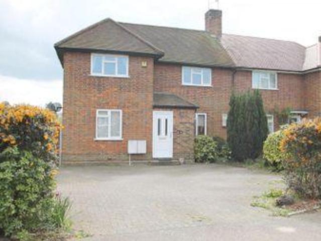 3 Bedrooms Semi detached house for rent in Camp Road, St.Albans AL1