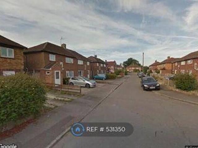 3 Bedrooms Semi detached house for rent in Cape Close, Colchester CO3