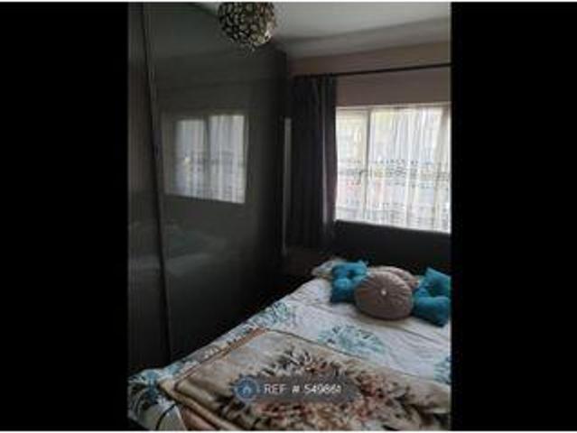 3 Bedrooms Semi detached house for rent in Cartland Road, Stirchley, Birmingham B30