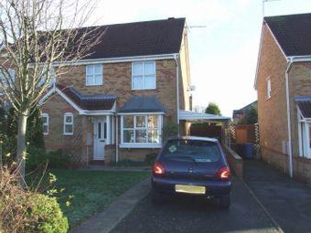 3 Bedrooms Semi detached house for rent in Castleshaw Drive, Littleover, Derby DE23
