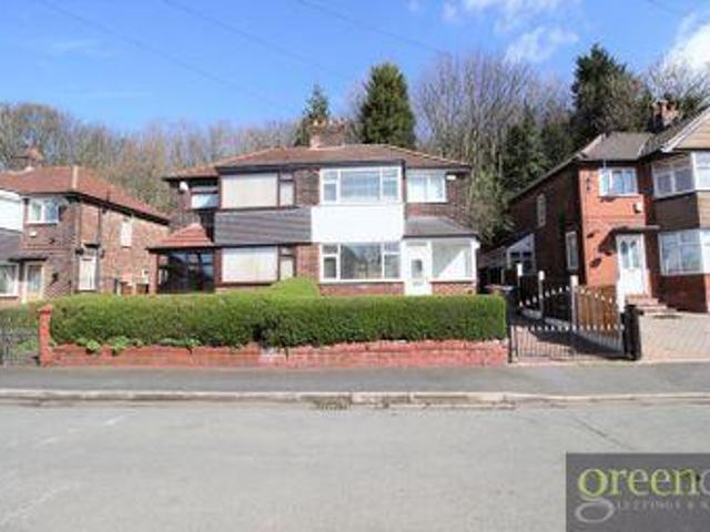 3 Bedrooms Semi detached house for rent in Castlewood Road, Salford M7