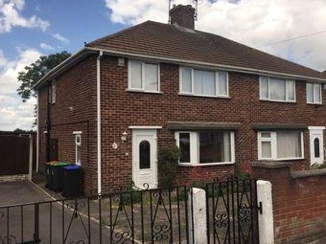 3 Bedrooms Semi detached house for rent in Central Avenue, Nottingham NG17