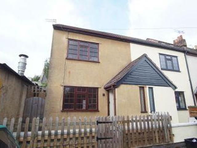 3 Bedrooms Semi detached house for rent in Church Street, Easton, Bristol BS5