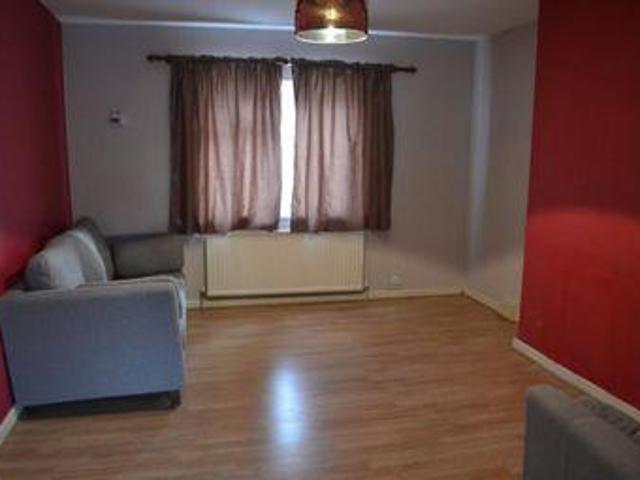 3 Bedrooms Semi detached house for rent in Chapman Road, Croydon CR0