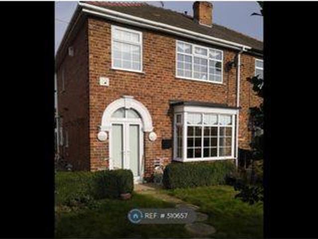 3 Bedrooms Semi detached house for rent in Chestnut Avenue, Doncaster DN2