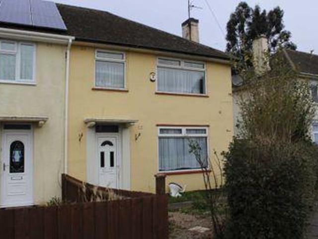 3 Bedrooms Semi detached house for rent in Chettle Road, Leicester LE3