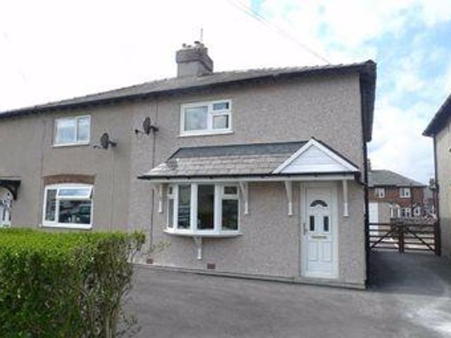 3 Bedrooms Semi detached house for rent in Cross Street, Buxton, Derbyshire SK17