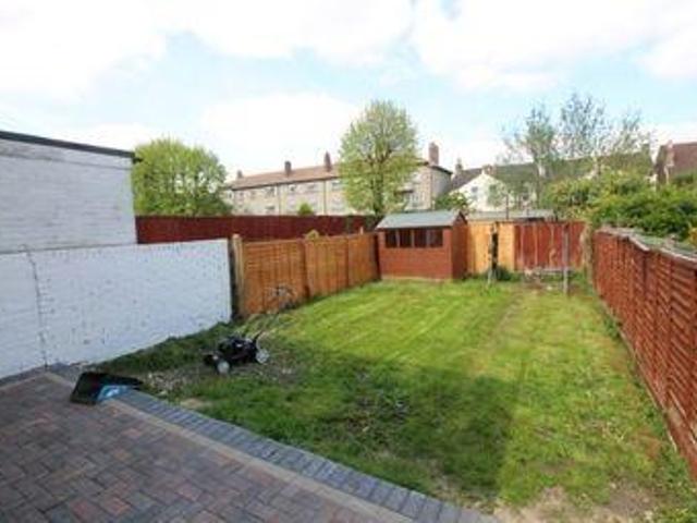 3 Bedrooms Semi detached house for rent in Crown Lane, Bromley BR2