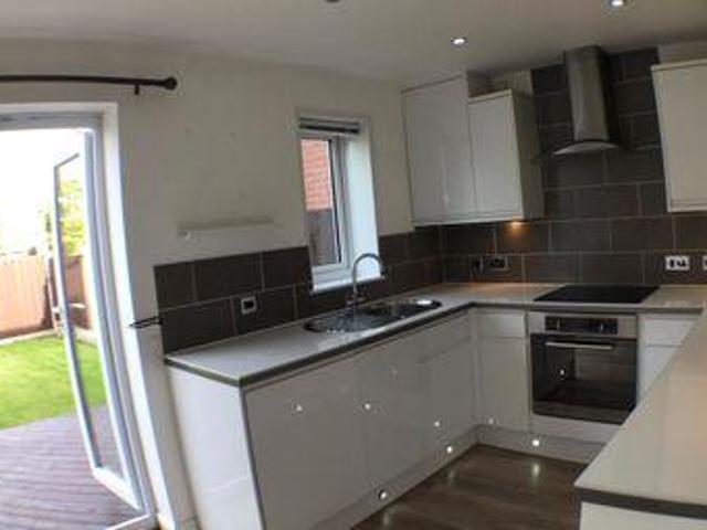 3 Bedrooms Semi detached house for rent in Crowell Way, Walton Le Dale, Preston PR5