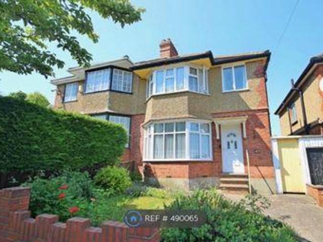 3 Bedrooms Semi detached house for rent in Cutenhoe Road, Luton LU1