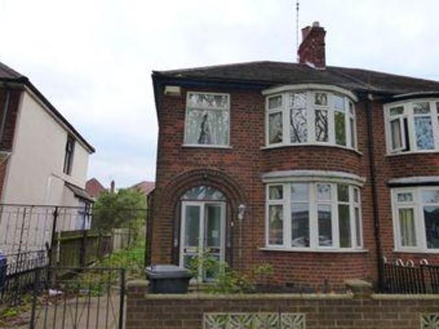 3 Bedrooms Semi detached house for rent in Abbey Lane, Leicester LE4