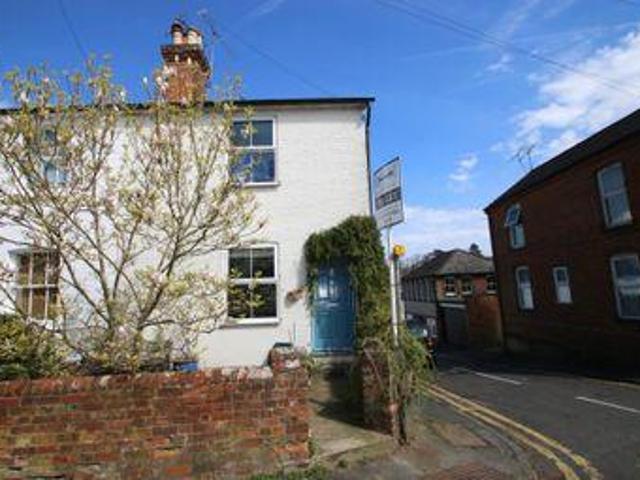 3 Bedrooms Semi detached house for rent in Addison Road, Guildford GU1