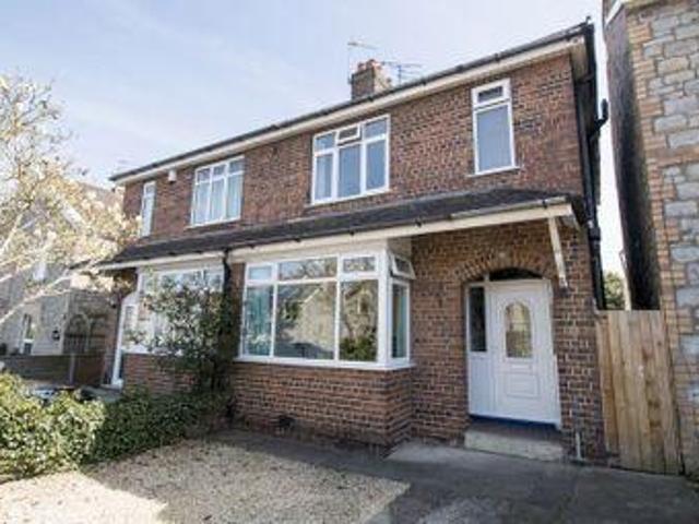 3 Bedrooms Semi detached house for rent in Albert Road, Keynsham, Bristol BS31