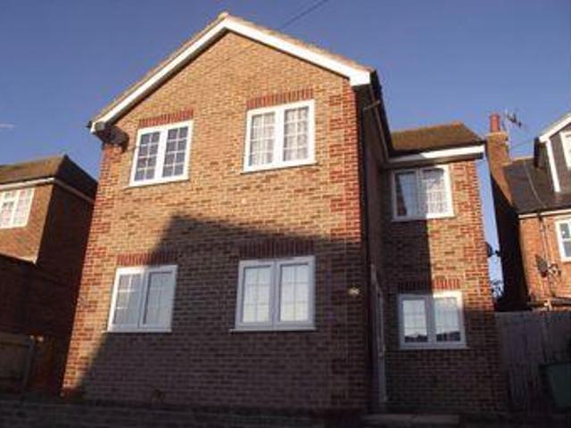 3 Bedrooms Semi detached house for rent in All Saints Lane, Bexhill On Sea TN39