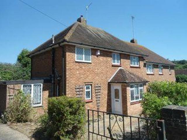 3 Bedrooms Semi detached house for rent in Ashburnham Drive, Brighton BN1