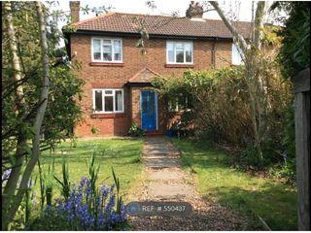 3 Bedrooms Semi detached house for rent in Ashburnham Road, Richmond TW10