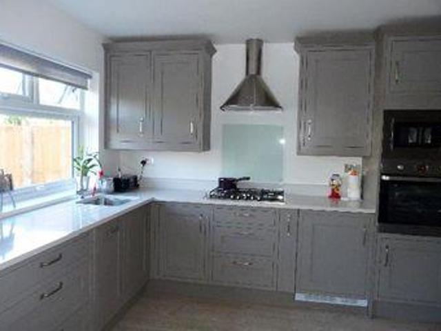 3 Bedrooms Semi detached house for rent in Boyne Avenue, Hendon NW4