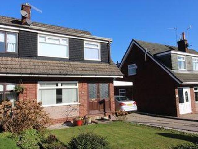 3 Bedrooms Semi detached house for rent in Booth Way, Tottington, Bury BL8