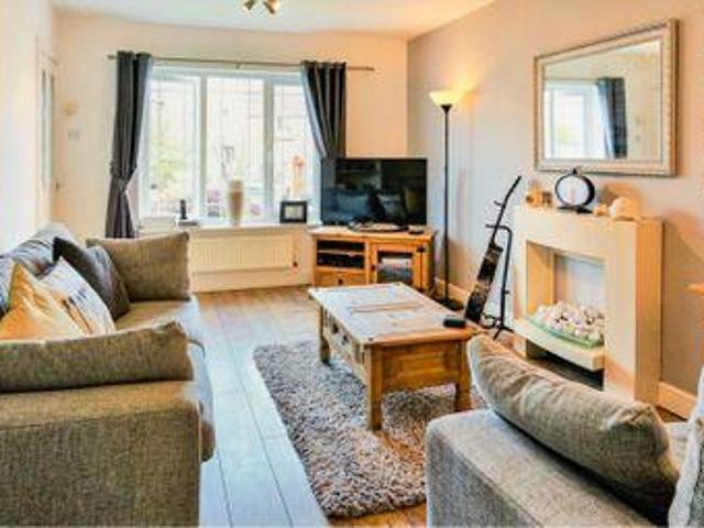 3 Bedrooms Semi detached house for rent in Border Brook Lane, Manchester M28