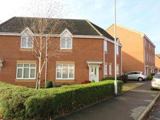 3 Bedrooms Semi detached house for rent in Balata Way, Stretton, Burton On Trent DE13