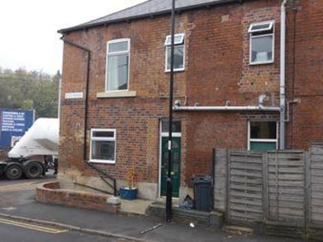 3 Bedrooms Semi detached house for rent in Ball Road, Sheffield S6