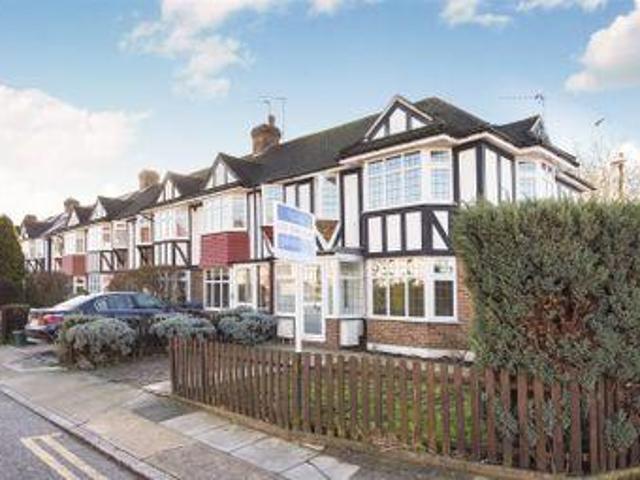 3 Bedrooms Semi detached house for rent in Barnfield Avenue, Kingston Upon Thames KT2