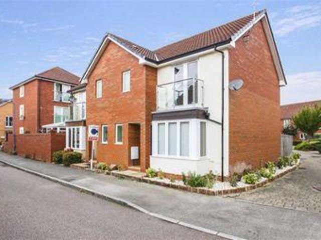3 Bedrooms Semi detached house for rent in Blue Anchor, Broughton, Milton Keynes MK10