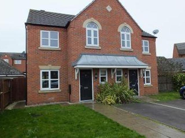 3 Bedrooms Semi detached house for rent in Blakeholme Court, Burton On Trent DE14
