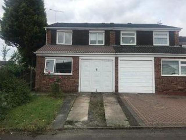 3 Bedrooms Semi detached house for rent in Bryanston Close, Coventry CV2