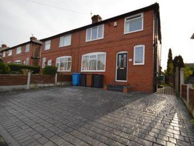 3 Bedrooms Semi detached house for rent in Branksome Drive, Salford M6