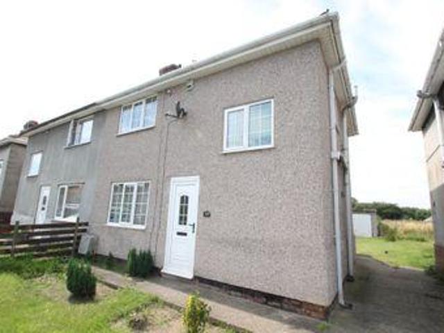 3 Bedrooms Semi detached house for rent in Broadway, Dunscroft, Doncaster DN7