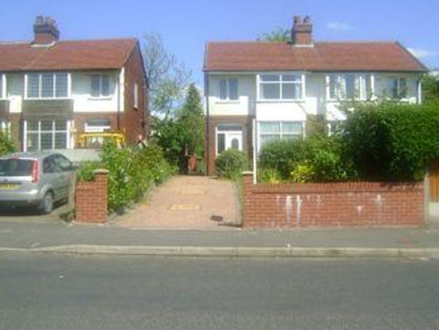 3 Bedrooms Semi detached house for rent in Bromwich Street, Bolton BL2
