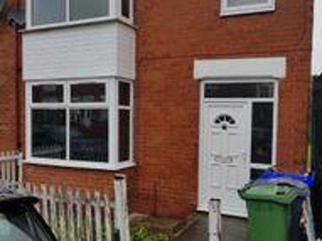 3 Bedrooms Semi detached house for rent in Goulder Road, Gorton M18