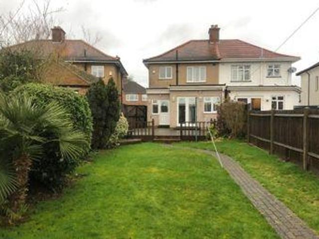 3 Bedrooms Semi detached house for rent in Goshawk Gardens, Hayes, Middlesex UB4