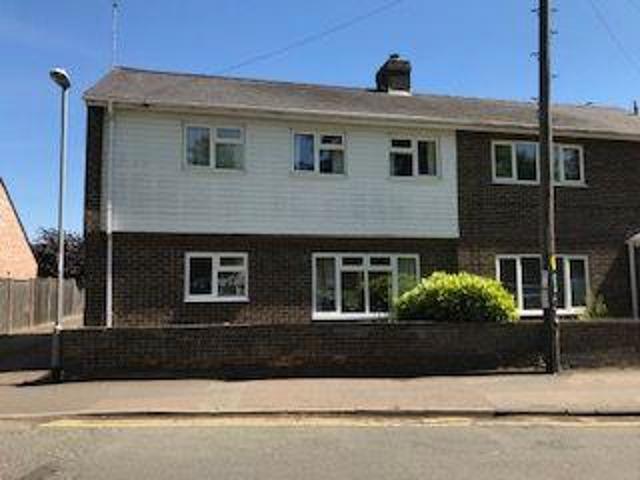 3 Bedrooms Semi detached house for rent in Greenside, Waterbeach, Cambridge CB25